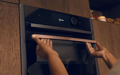 NEFF Compact Oven with FullSteam with Deep Black Side Trims / Handle ...