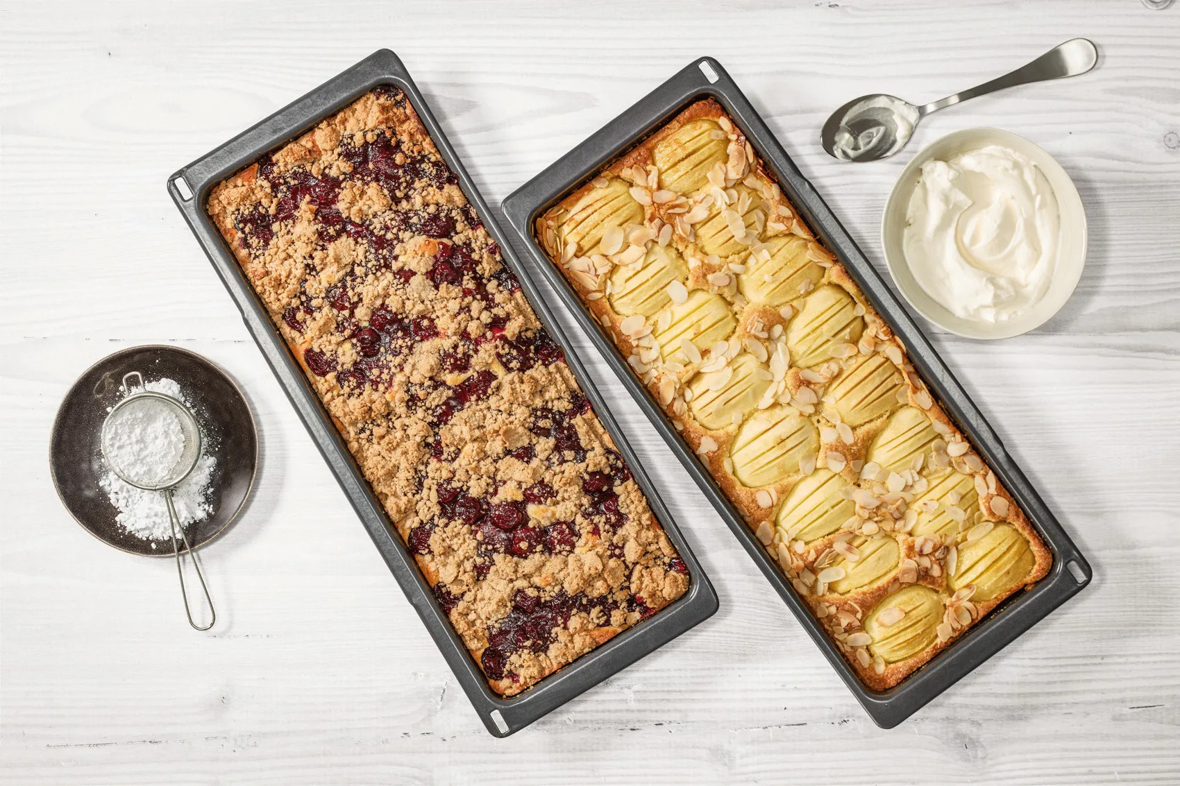 Slim universal pan 39 x 455 x 188 mm Grey HEZ530000 - Signature Appliances