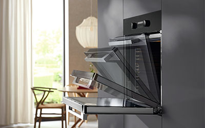 Miele 60cm Built in Oven with Wi fi and Automatic Programmes - Clean ...