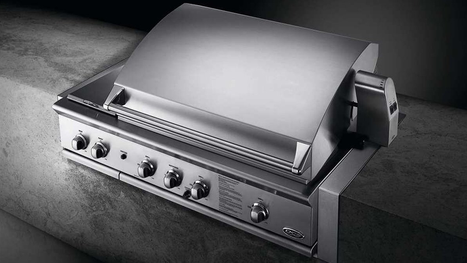 DCS 48" Series 7 DCS Grill with Rotisserie and Side Burners, LPG BGB48-BQR-L - Signature Appliances