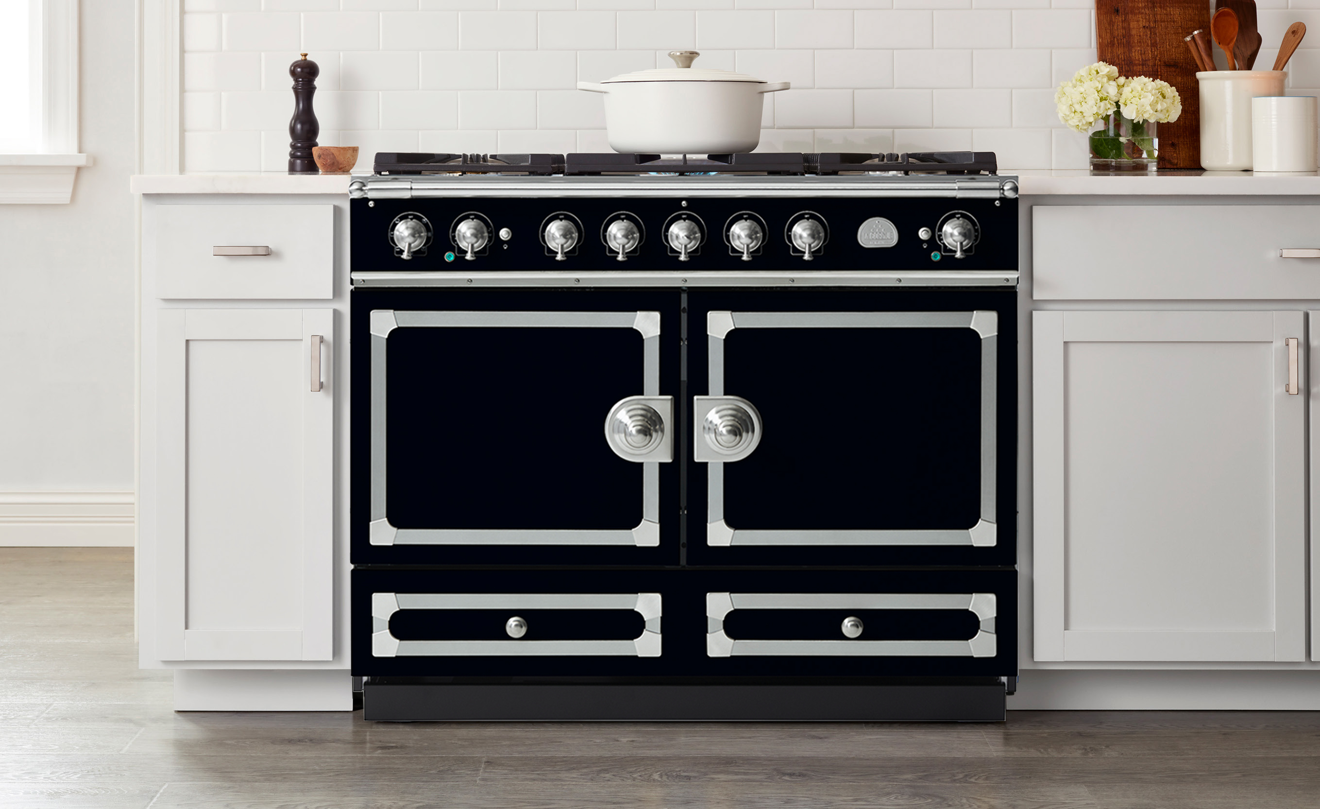 Cornufé 110cm Dual Fuel Range Cooker - Shiny Black, Polished Chrome ...
