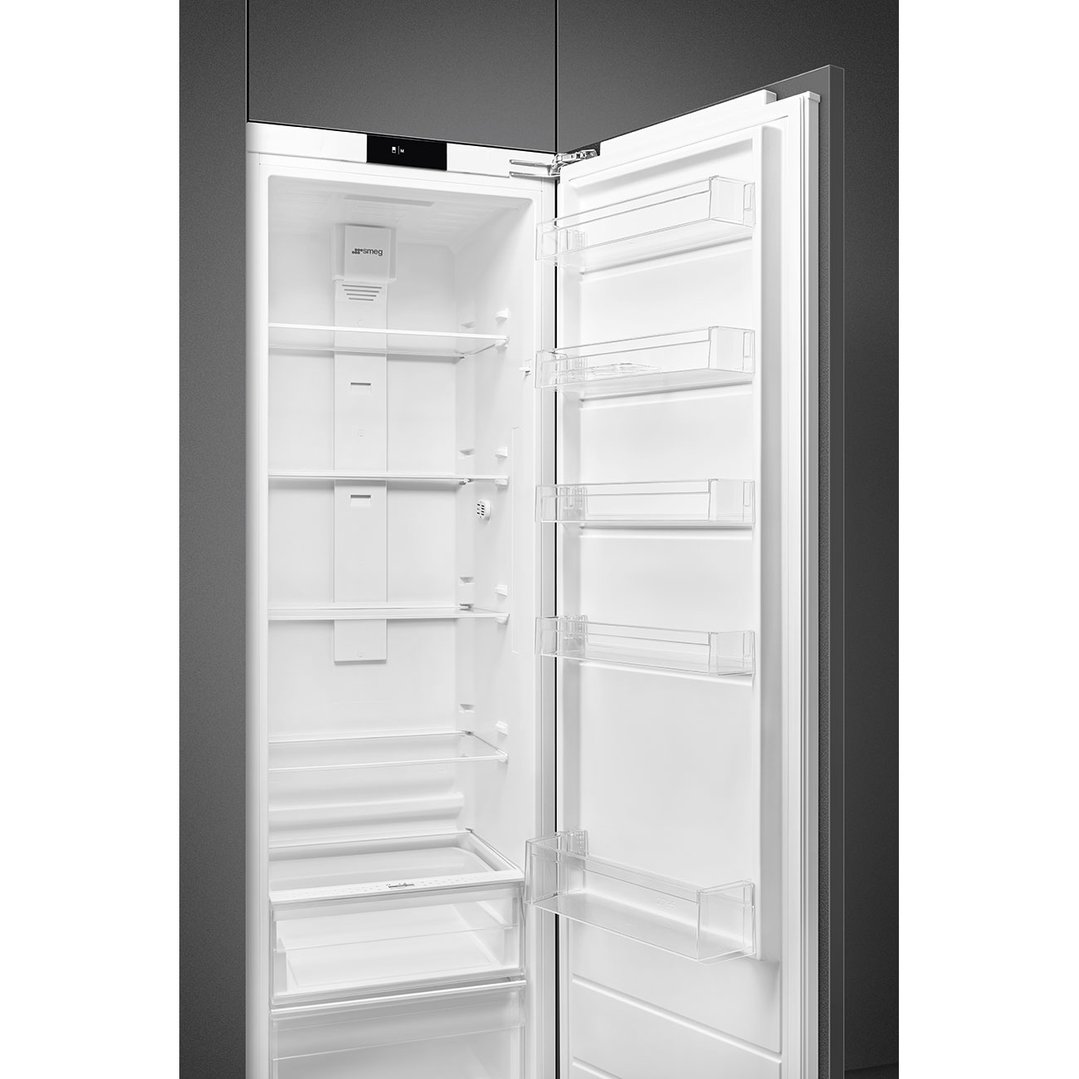 Smeg 294L Fully Integrated Refrigerator SABI303FR - Signature Appliances